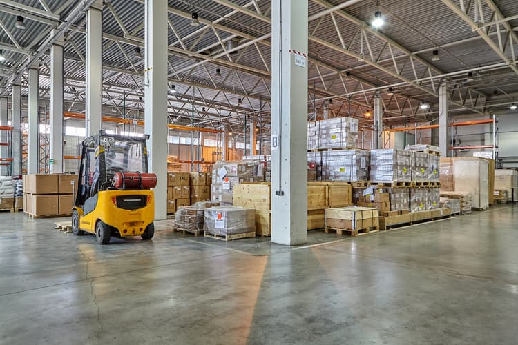 Bonded Warehouse: Definition, Types & 5 Key Benefits